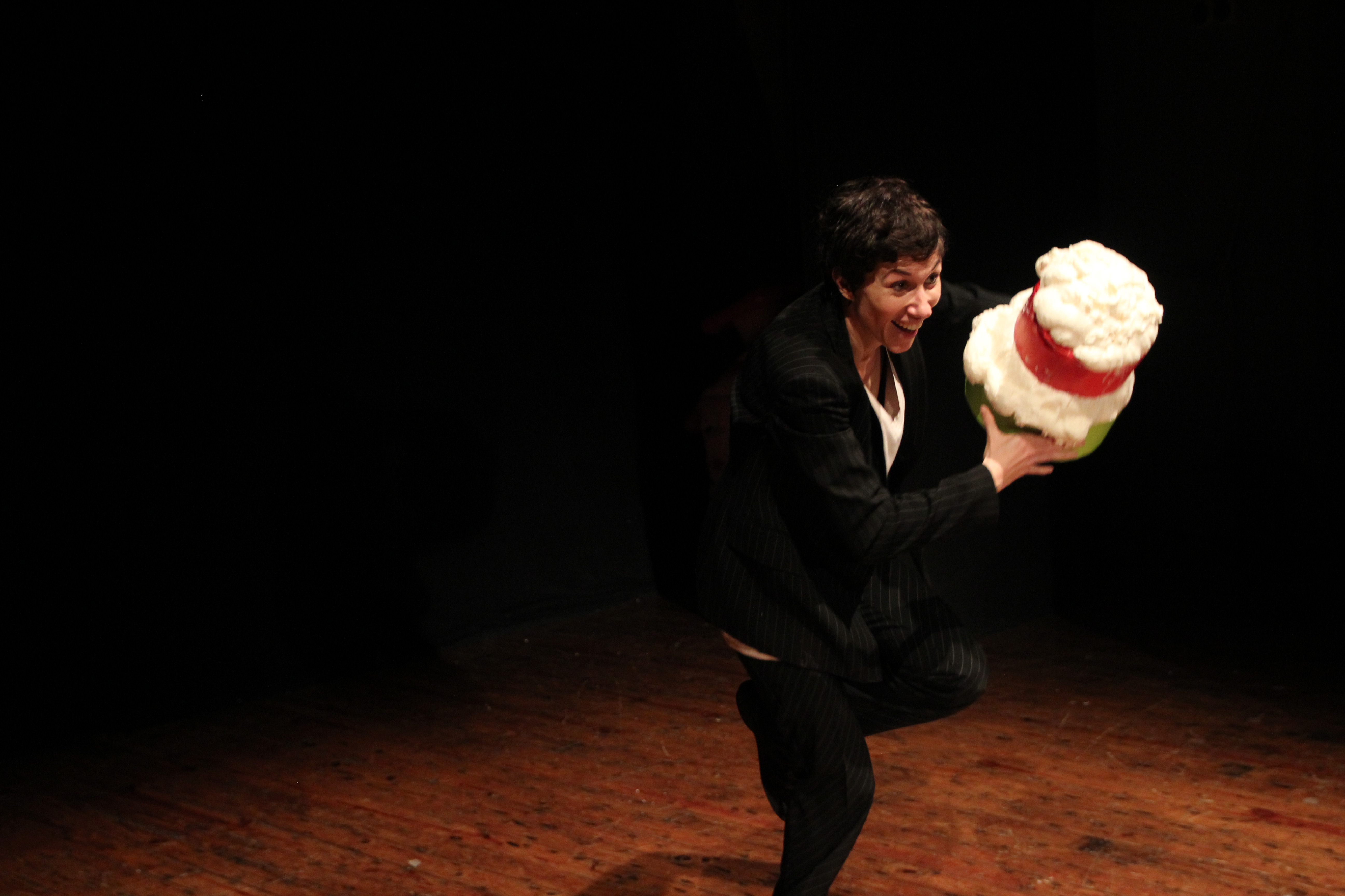 Pilar Ternera in Una Storia – da Hansel e Gretel - Nuovo Teatro delle ...